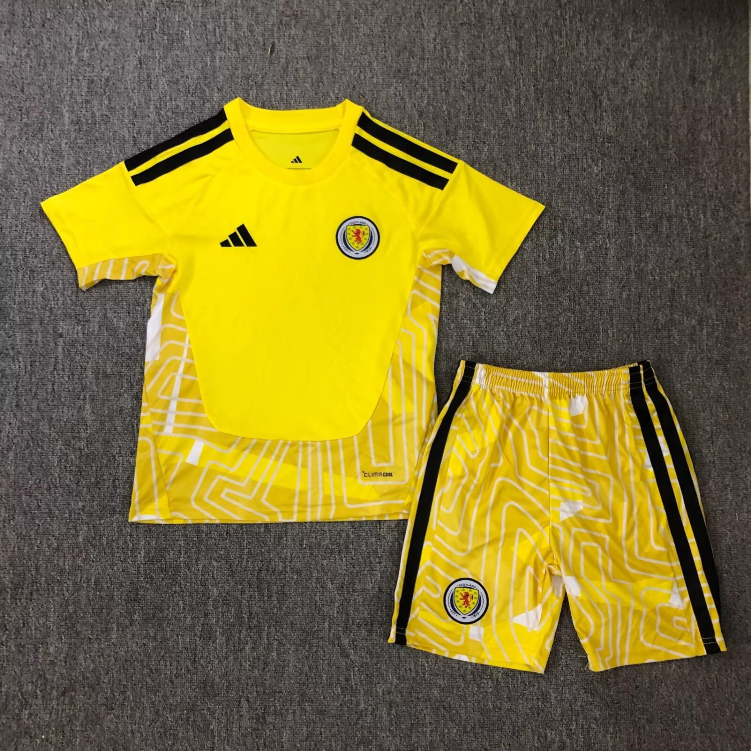 US$ 15.80 - Kids Scotland Goalkeeper Yellow Jersey FIFA World Cup 2026 ...